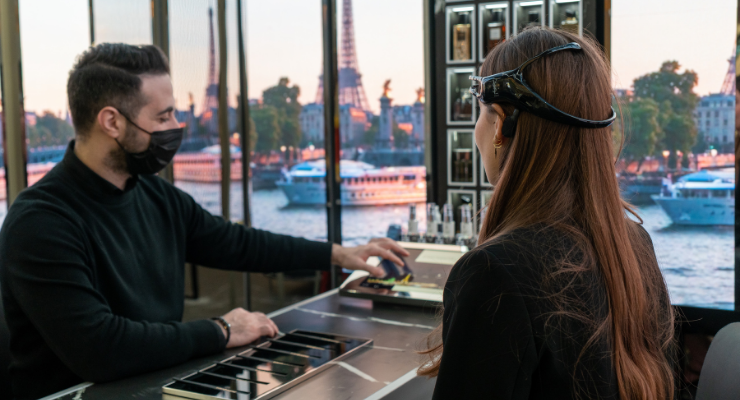 L’Oréal Partners with Emotiv to Unveil New In-Store Neurotech Device ...