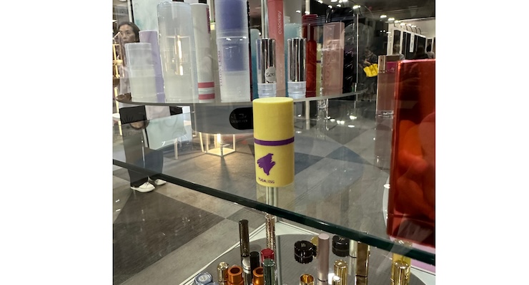 Yuga's Chubby Stick on Display at MakeUp in NewYork - Beauty Packaging