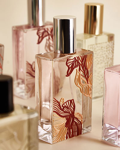 Glass Fragrance Bottle Trends: Shapes, Deco, & Recyclability